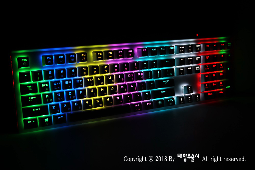 RGB LED와 화이트컨셉으로 돌아온 몬스타 데빌스킬 MK108RGB 화이트 게이밍 기계식키보드 (청축) 사용기 - 에누리 쇼핑지식 리뷰