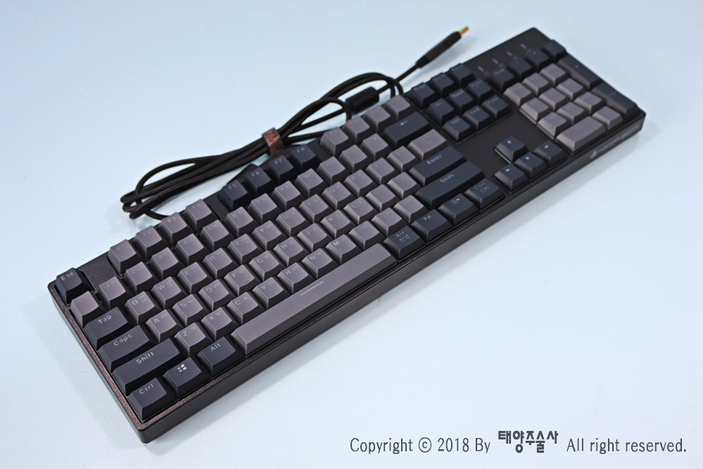 깔끔한 디자인과 만족스러운 타건감~! ABKO HACKER K2000 PBT 에디션 축교환 (블랙, 청축) 사용기 - 에누리 ...
