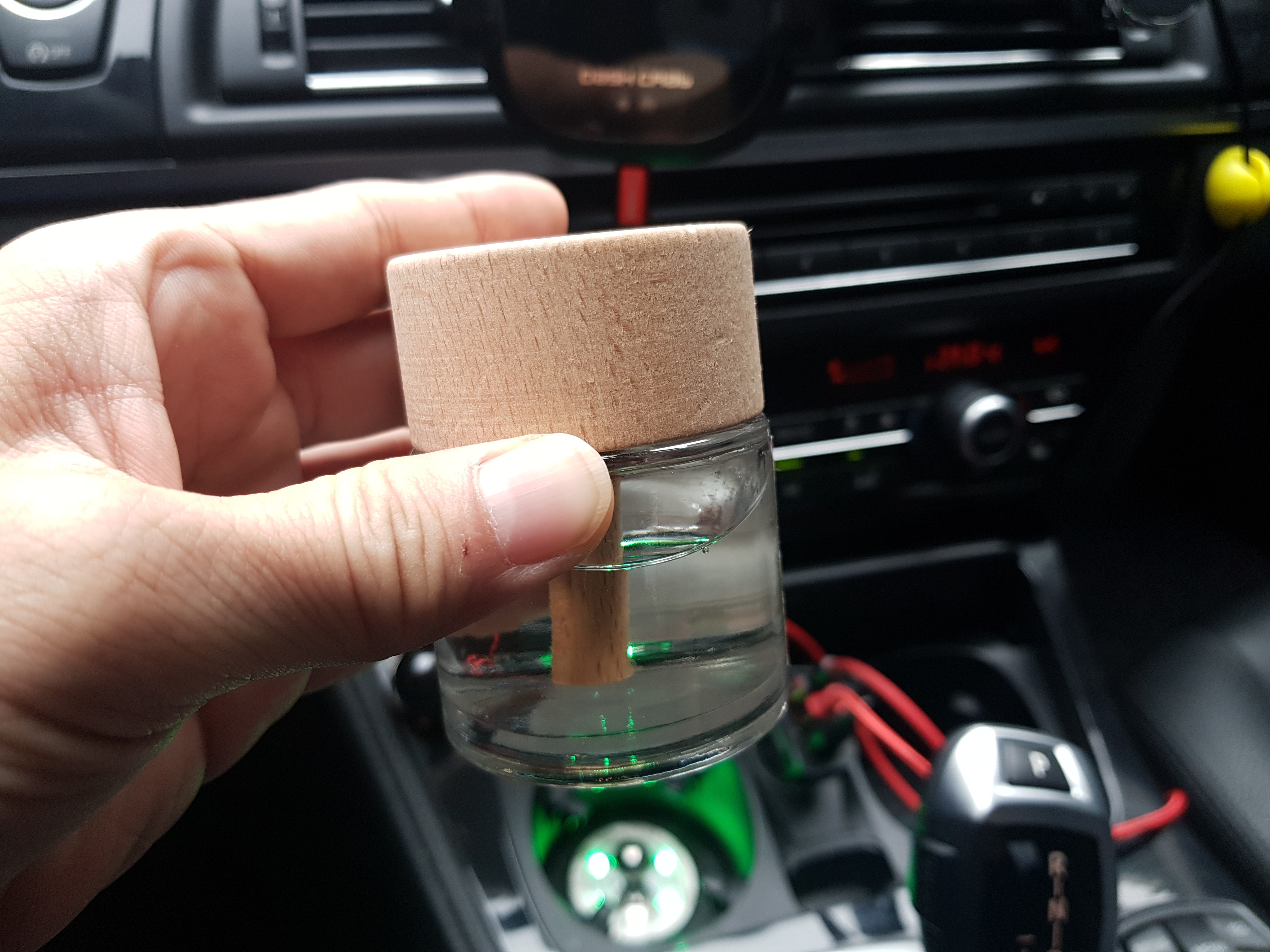 차량용디퓨저추천 BOD 차량용 조명디퓨저로 향기와 분위기 가득~ - 에누리 쇼핑지식 리뷰