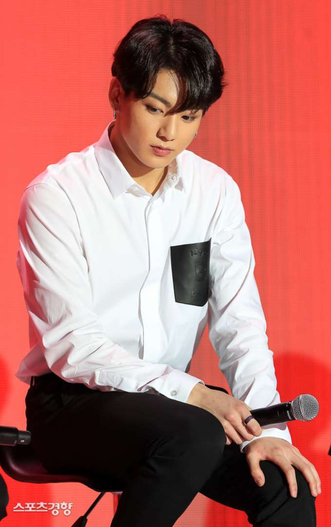 방탄소년단 정국, 교통사고 입건…“착오로 접촉 - 에누리 쇼핑지식 자유게시판