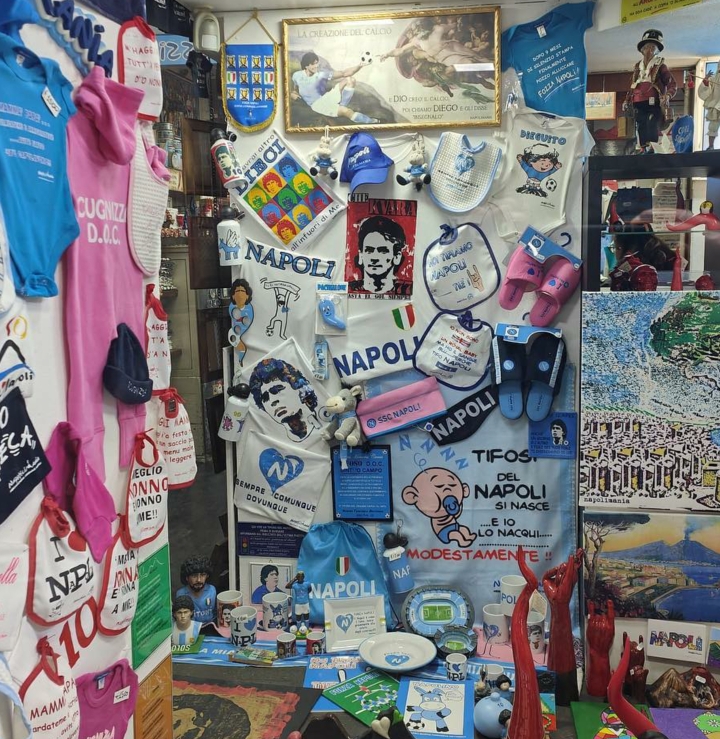 요즘 나폴리의 거리 풍경들 - 에누리 쇼핑지식 자유게시판