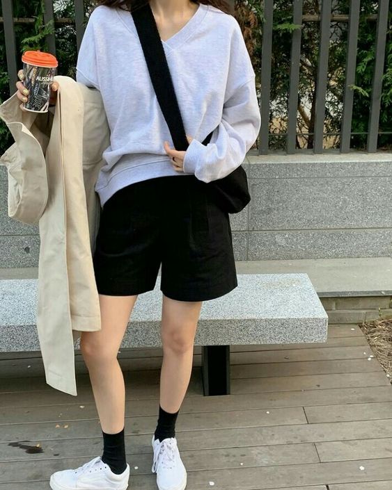 딱 지금 시기에만 바짝 입을 수 있는 패션 - 에누리 쇼핑지식 자유게시판