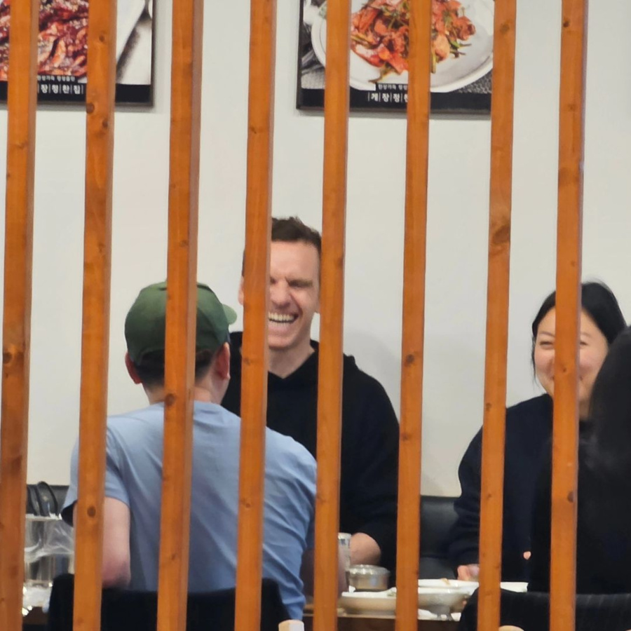 나홍진이랑 마이클 패스벤더 목격담 - 에누리 쇼핑지식 자유게시판