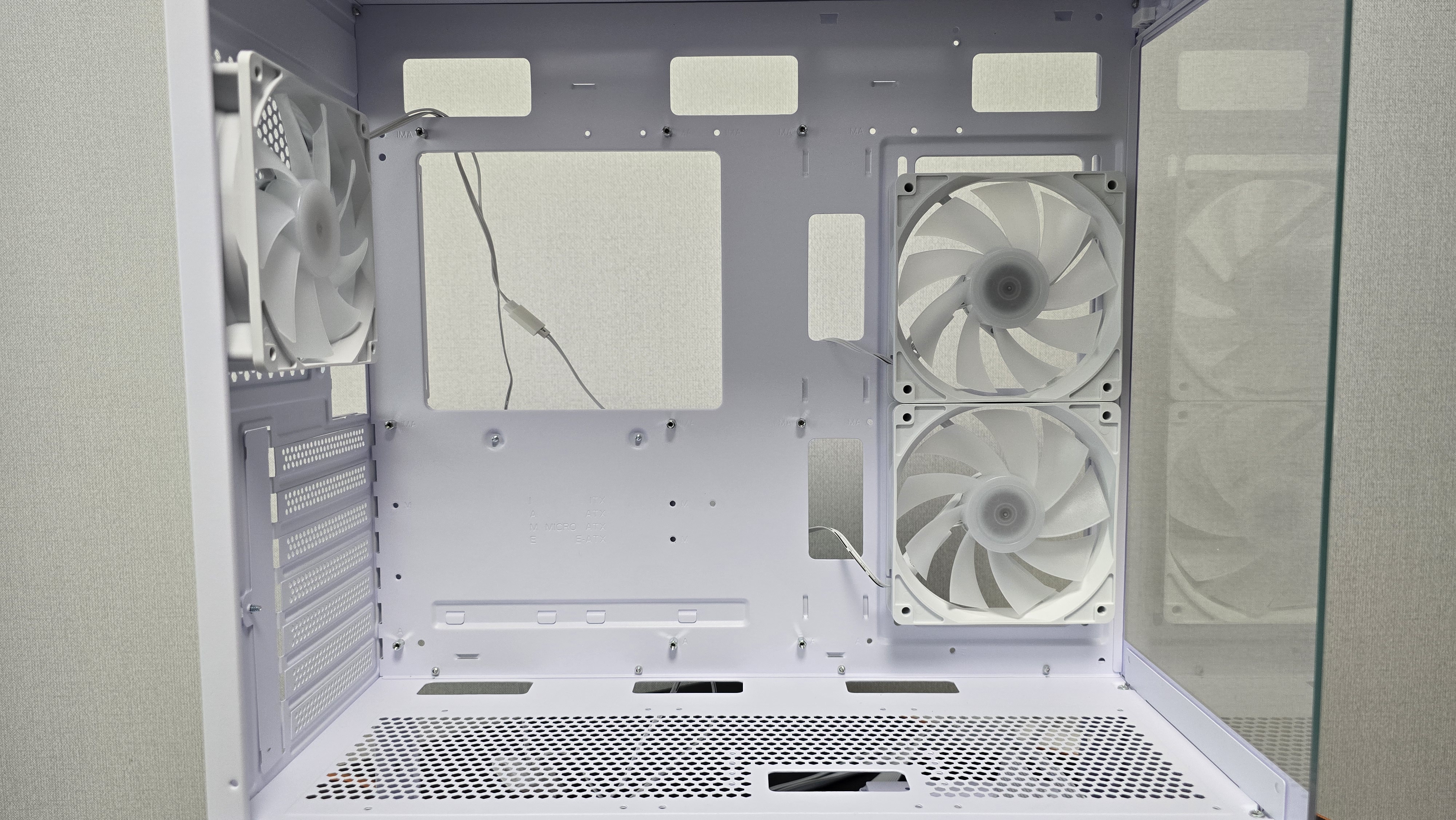 케이스 추천 마이크로닉스 COOLMAX 멜로디 XL View 화이트 사용기 - 에누리 쇼핑지식 리뷰