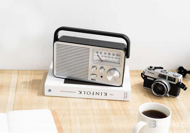 라디오를 제대로 즐기자, 레트로 휴대용 라디오 ‘브리츠 BZ-R931’ - 에누리 쇼핑지식 뉴스