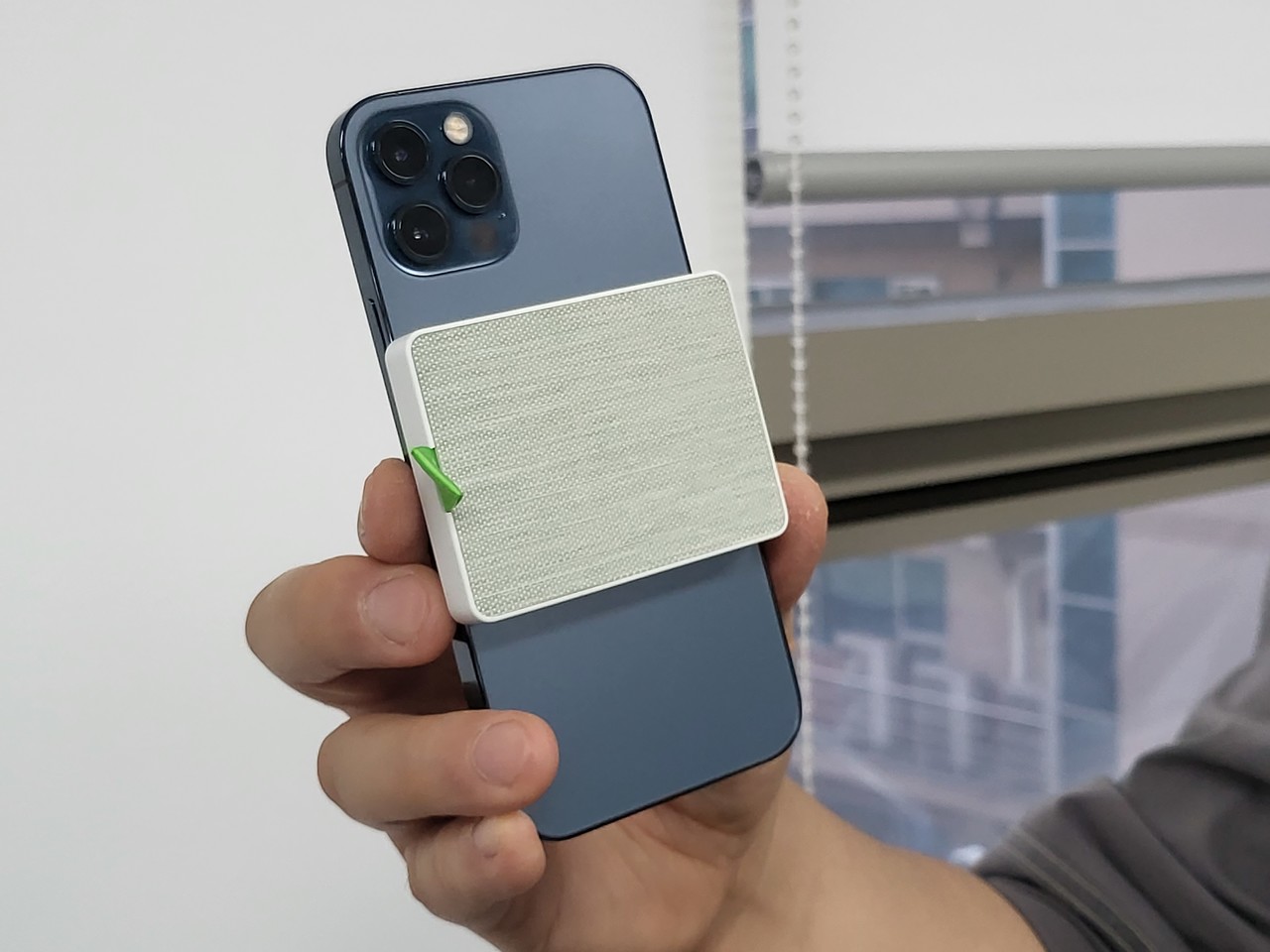 아이폰 15 프로 맥스와 씨게이트 외장 SSD로 Apple ProRes 영상 촬영하기 - 에누리 쇼핑지식 뉴스