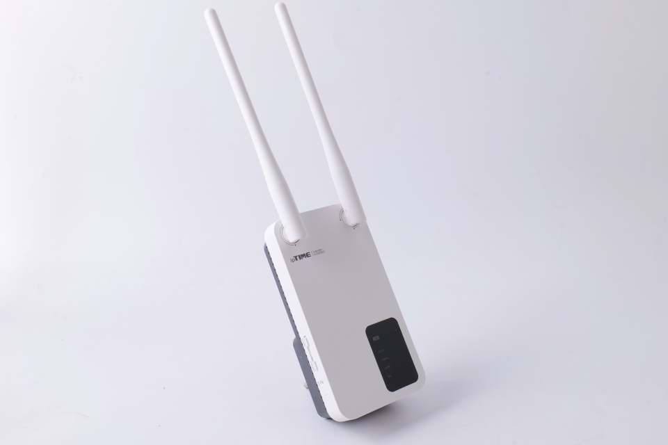 Wi-Fi 데드존 최소화 위한 선택지... ipTIME 익스텐더 신제품 3종 - 에누리 쇼핑지식 뉴스